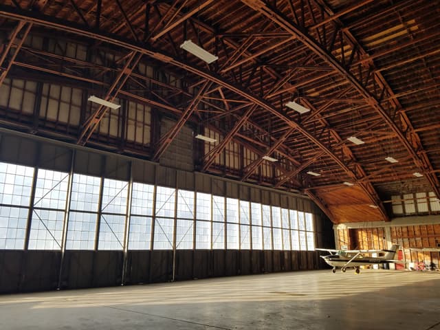 Historic Hangar for lease - Aircraft Hangar nightly rental - Hangar Direct