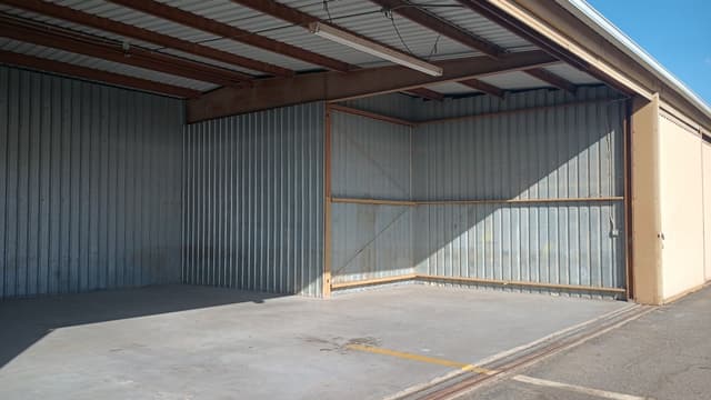 Corona T-Hangar - Aircraft Hangar monthly rental - Hangar Direct